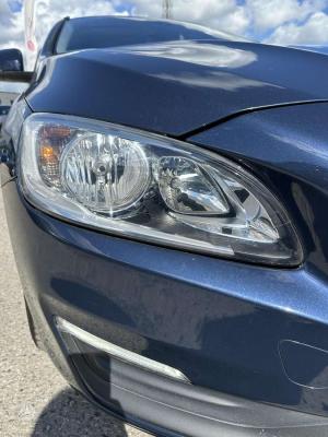 Melns Volvo V60 2014 Kauņa, ar dzinēja tilpumu 1.56 L un nobraukumu 248 tūkst. km par 6550 €, foto 38 vietnē AUTOMOTO.COM.LV