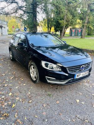 Черный Вольво B60 2014 в Огре, объемом двигателя 1.60 л и пробегом 252 тыс. км за 5200 €, фото 3 на AUTOMOTO.COM.LV