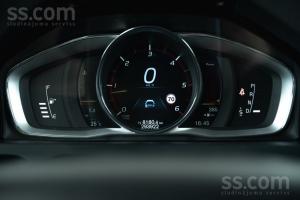 Black Volvo V60 2014 in Riga, with an engine capacity of 2.00 L and mileage of 294 thousand km for 6900 €, photo 13 on AUTOMOTO.COM.LV