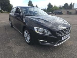Melns Volvo V60 2014 Utena, ar dzinēja tilpumu 1.97 L un nobraukumu 321 tūkst. km par 4800 €, foto 3 vietnē AUTOMOTO.COM.LV