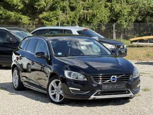 Melns Volvo V60 2014 Kauņa, ar dzinēja tilpumu 2.40 L un nobraukumu 323 tūkst. km par 6150 €, foto  vietnē AUTOMOTO.COM.LV