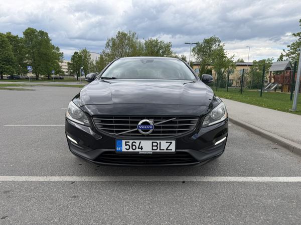 Black Volvo V60 2014 in Tartu, with an engine capacity of 1.60 L and mileage of 240 thousand km for 7800 €, photo 7 on AUTOMOTO.COM.LV