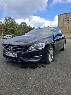 Black Volvo V60 2014 in Vilnius, with an engine capacity of 2.00 L and mileage of 280 thousand km for 6500 €, photo  on AUTOMOTO.COM.LV
