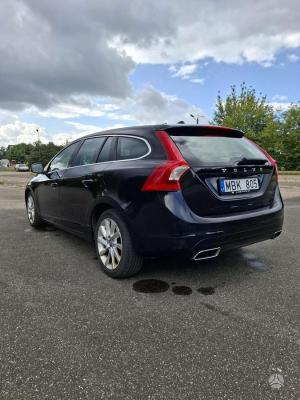 Черный Вольво B60 2014 в Вильнюс, объемом двигателя 2.00 л и пробегом 280 тыс. км за 6500 €, фото 5 на AUTOMOTO.COM.LV