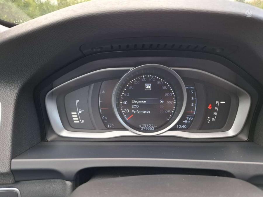 Черный Вольво B60 2014 в Вильнюс, объемом двигателя 2.00 л и пробегом 280 тыс. км за 6500 €, фото 13 на AUTOMOTO.COM.LV