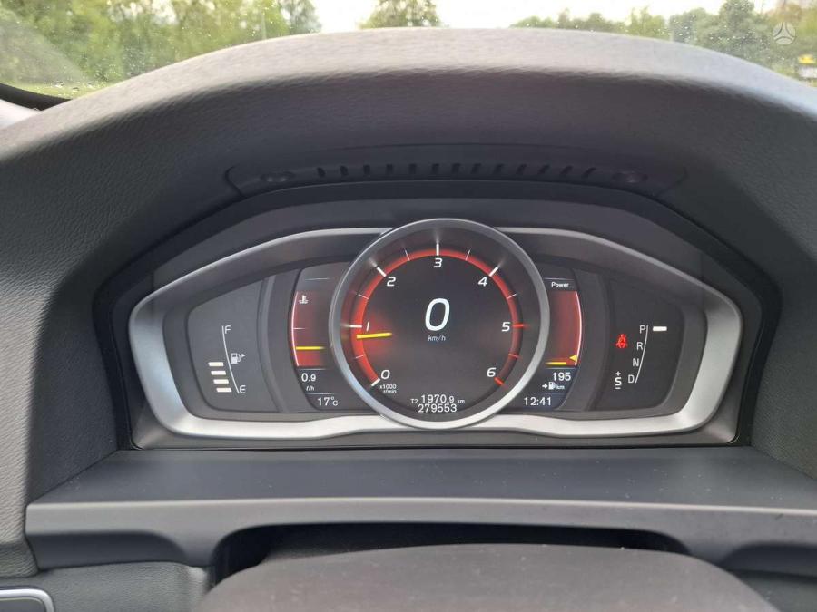 Черный Вольво B60 2014 в Вильнюс, объемом двигателя 2.00 л и пробегом 280 тыс. км за 6500 €, фото 14 на AUTOMOTO.COM.LV
