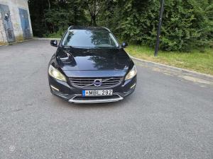Черный Вольво B60 2014 в Вильнюс, объемом двигателя 2.00 л и пробегом 325 тыс. км за 5950 €, фото 6 на AUTOMOTO.COM.LV