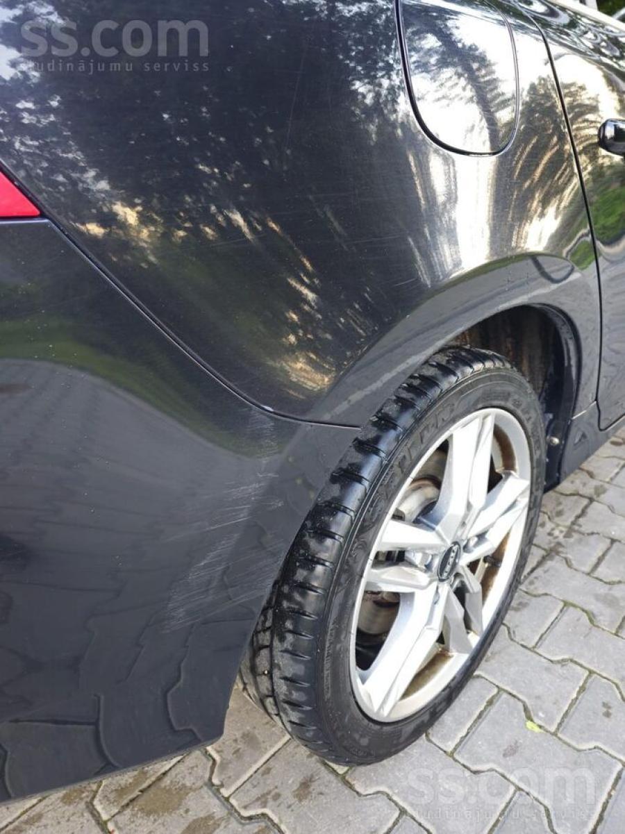 Melns Volvo V60 2014 Rīga, ar dzinēja tilpumu 2.00 L un nobraukumu 280 tūkst. km par 3900 €, foto 18 vietnē AUTOMOTO.COM.LV