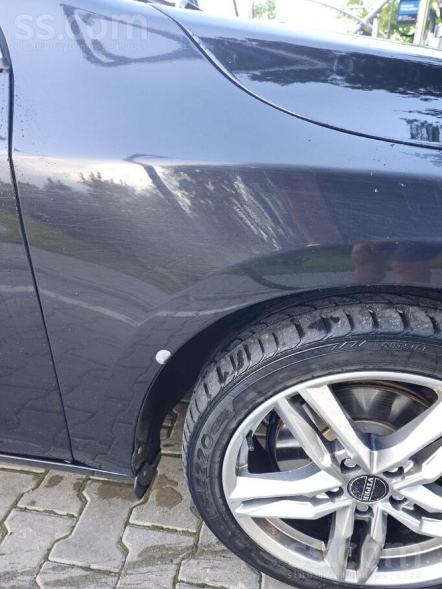 Melns Volvo V60 2014 Rīga, ar dzinēja tilpumu 2.00 L un nobraukumu 280 tūkst. km par 3900 €, foto 19 vietnē AUTOMOTO.COM.LV