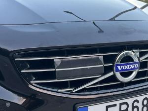 Black Volvo V60 2014 in Vilnius, with an engine capacity of 2.40 L and mileage of 265 thousand km for 6350 €, photo 22 on AUTOMOTO.COM.LV
