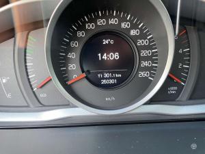 Melns Volvo V60 2014 Raseiniai, ar dzinēja tilpumu 1.98 L un nobraukumu 250 tūkst. km par 5900 €, foto 15 vietnē AUTOMOTO.COM.LV