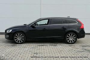 Black Volvo V60 2014 in Kretinga, with an engine capacity of 2.40 L and mileage of 236 thousand km for 8299 €, photo 13 on AUTOMOTO.COM.LV