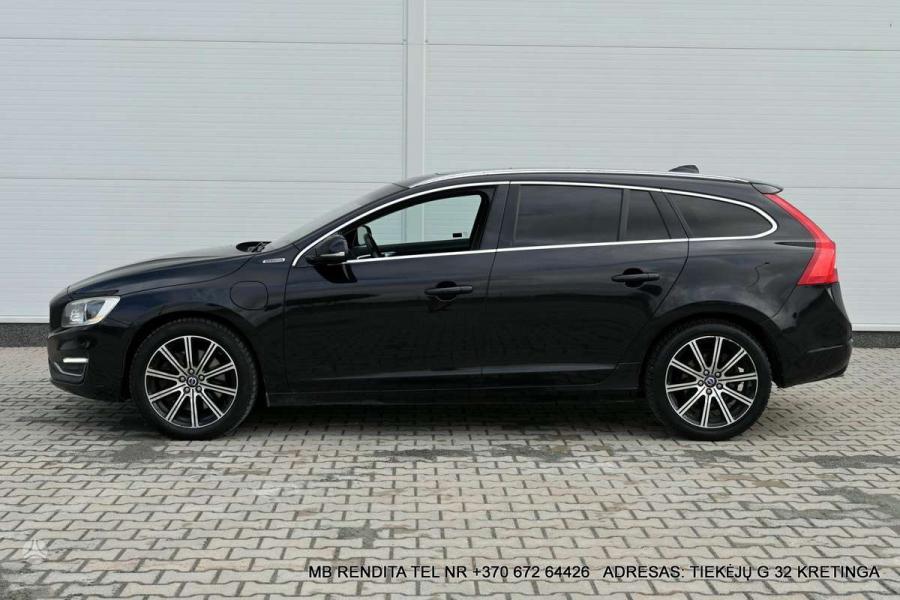 Black Volvo V60 2014 in Kretinga, with an engine capacity of 2.40 L and mileage of 236 thousand km for 8299 €, photo 13 on AUTOMOTO.COM.LV