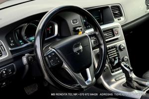 Black Volvo V60 2014 in Kretinga, with an engine capacity of 2.40 L and mileage of 236 thousand km for 8299 €, photo 21 on AUTOMOTO.COM.LV