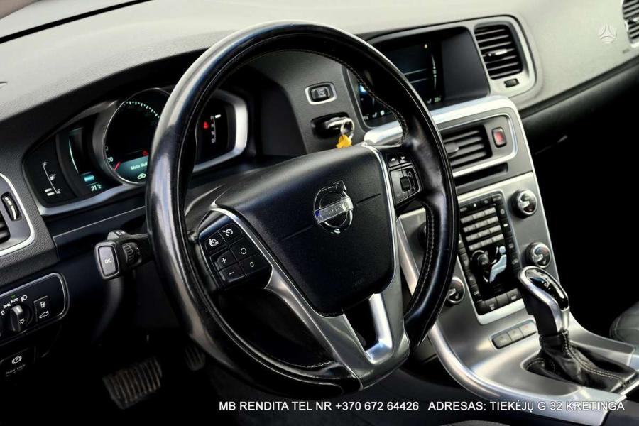 Black Volvo V60 2014 in Kretinga, with an engine capacity of 2.40 L and mileage of 236 thousand km for 8299 €, photo 21 on AUTOMOTO.COM.LV