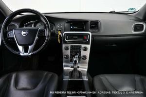 Black Volvo V60 2014 in Kretinga, with an engine capacity of 2.40 L and mileage of 236 thousand km for 8299 €, photo 27 on AUTOMOTO.COM.LV