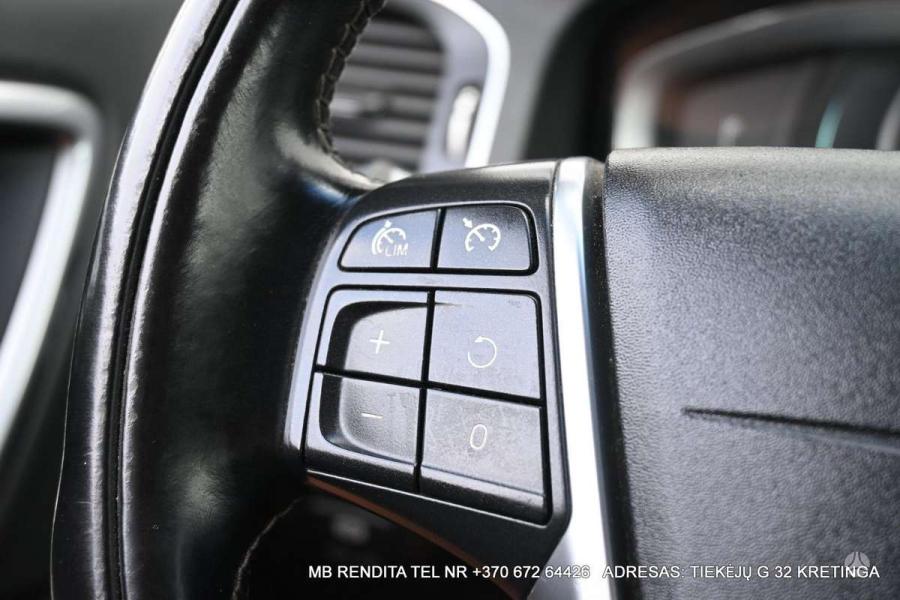 Black Volvo V60 2014 in Kretinga, with an engine capacity of 2.40 L and mileage of 236 thousand km for 8299 €, photo 32 on AUTOMOTO.COM.LV