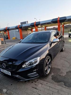 Черный Вольво B60 2014 в Вильнюс, объемом двигателя 2.40 л и пробегом 258 тыс. км за 8350 €, фото 4 на AUTOMOTO.COM.LV