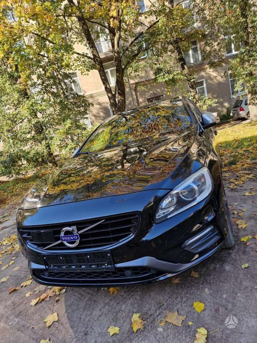 Черный Вольво B60 2014 в Вильнюс, объемом двигателя 2.40 л и пробегом 258 тыс. км за 8350 €, фото 6 на AUTOMOTO.COM.LV