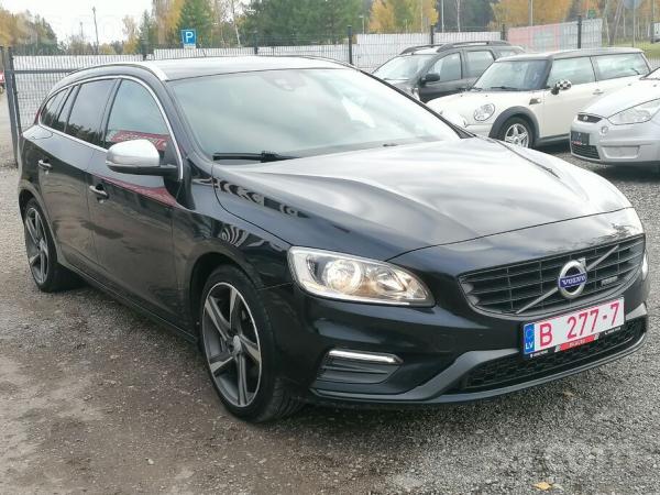Black Volvo V60 2014 in Valmiera, with an engine capacity of 1.60 L and mileage of 307 thousand km for 6750 €, photo 5 on AUTOMOTO.COM.LV