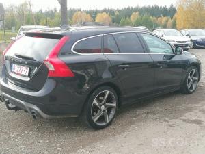 Melns Volvo V60 2014 Valmiera, ar dzinēja tilpumu 1.60 L un nobraukumu 307 tūkst. km par 6750 €, foto 7 vietnē AUTOMOTO.COM.LV