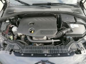 Melns Volvo V60 2014 Valmiera, ar dzinēja tilpumu 1.60 L un nobraukumu 307 tūkst. km par 6750 €, foto 21 vietnē AUTOMOTO.COM.LV