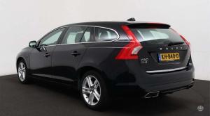 Black Volvo V60 2015 in Panevezys, with an engine capacity of 2.40 L and mileage of 252 thousand km for 7999 €, photo 27 on AUTOMOTO.COM.LV