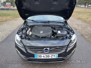 Melns Volvo V60 2015 Tallina, ar dzinēja tilpumu 2.00 L un nobraukumu 203 tūkst. km par 7990 €, foto 9 vietnē AUTOMOTO.COM.LV