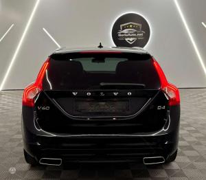 Black Volvo V60 2015 in Marijampole, with an engine capacity of 1.97 L and mileage of 249 thousand km for 7650 €, photo 21 on AUTOMOTO.COM.LV