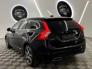 Black Volvo V60 2015 in Marijampole, with an engine capacity of 1.97 L and mileage of 249 thousand km for 7650 €, photo 26 on AUTOMOTO.COM.LV