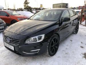 Melns Volvo V60 2015 Klaipėda, ar dzinēja tilpumu 2.40 L un nobraukumu 278 tūkst. km par 7950 €, foto  vietnē AUTOMOTO.COM.LV