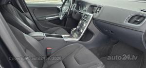 Melns Volvo V60 2015 Rakvere, ar dzinēja tilpumu 2.00 L un nobraukumu 203 tūkst. km par 9300 €, foto 6 vietnē AUTOMOTO.COM.LV