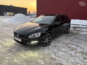 Melns Volvo V60 2015 Kauņa, ar dzinēja tilpumu 2.00 L un nobraukumu 290 tūkst. km par 7150 €, foto  vietnē AUTOMOTO.COM.LV