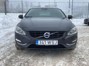 Black Volvo V60 2015 in Tartu, with an engine capacity of 2.00 L and mileage of 258 thousand km for 7900 €, photo 3 on AUTOMOTO.COM.LV