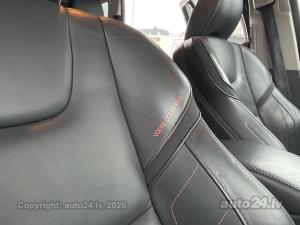 Black Volvo V60 2015 in Tartu, with an engine capacity of 2.00 L and mileage of 258 thousand km for 7900 €, photo 13 on AUTOMOTO.COM.LV
