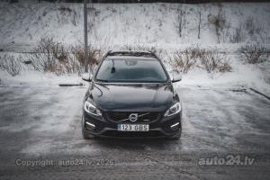 Melns Volvo V60 2015 Tallina, ar dzinēja tilpumu 2.40 L un nobraukumu 235 tūkst. km par 11990 €, foto 5 vietnē AUTOMOTO.COM.LV