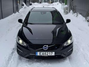 Melns Volvo V60 2015 Viļņa, ar dzinēja tilpumu 2.40 L un nobraukumu 263 tūkst. km par 8000 €, foto 26 vietnē AUTOMOTO.COM.LV