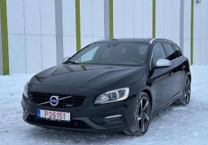 Black Volvo V60 2015 in Raseiniai, with an engine capacity of 1.98 L and mileage of 280 thousand km for 7350 €, photo 8 on AUTOMOTO.COM.LV