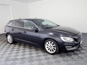 Melns Volvo V60 2015 Tallina, ar dzinēja tilpumu 2.00 L un nobraukumu 339 tūkst. km par 4999 €, foto  vietnē AUTOMOTO.COM.LV