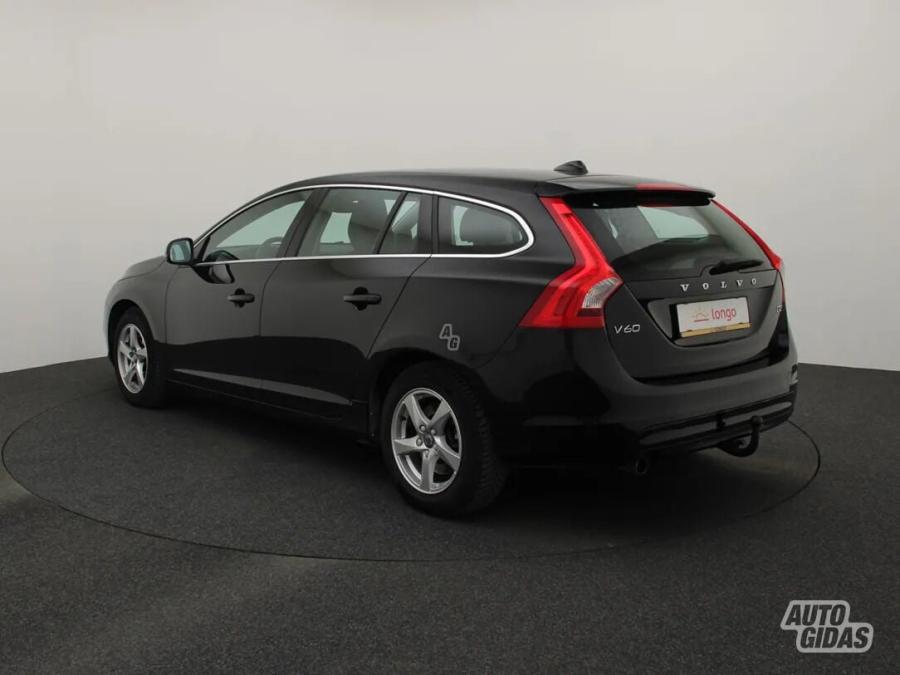 Black Volvo V60 2015 in Vilnius, with an engine capacity of 2.00 L and mileage of 185 thousand km for 9199 €, photo 8 on AUTOMOTO.COM.LV