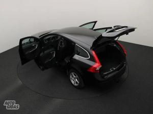 Black Volvo V60 2015 in Vilnius, with an engine capacity of 2.00 L and mileage of 185 thousand km for 9199 €, photo 14 on AUTOMOTO.COM.LV