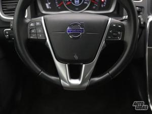 Black Volvo V60 2015 in Vilnius, with an engine capacity of 2.00 L and mileage of 185 thousand km for 9199 €, photo 19 on AUTOMOTO.COM.LV