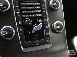 Black Volvo V60 2015 in Vilnius, with an engine capacity of 2.00 L and mileage of 185 thousand km for 9199 €, photo 21 on AUTOMOTO.COM.LV