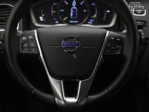 Black Volvo V60 2015 in Vilnius, with an engine capacity of 2.40 L and mileage of 260 thousand km for 9199 €, photo 19 on AUTOMOTO.COM.LV