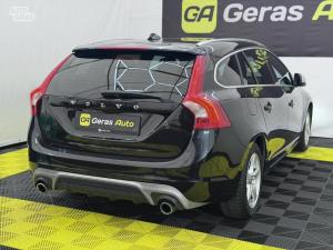 Черный Вольво B60 2015 в Авиженяй, объемом двигателя 2.00 л и пробегом 236 тыс. км за 6799 €, фото 5 на AUTOMOTO.COM.LV