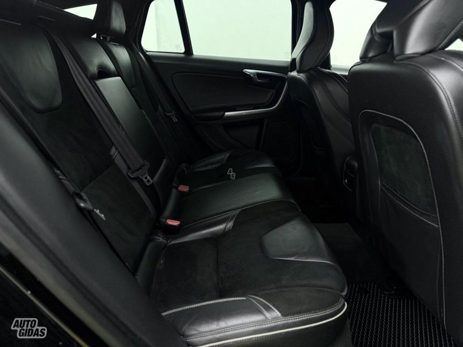 Черный Вольво B60 2015 в Авиженяй, объемом двигателя 2.00 л и пробегом 236 тыс. км за 6799 €, фото 14 на AUTOMOTO.COM.LV