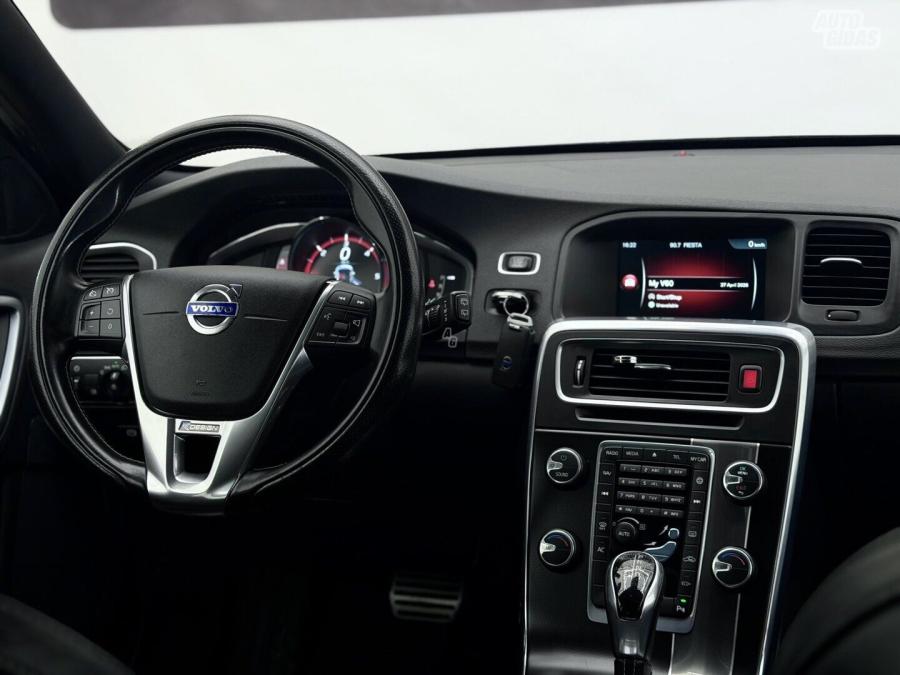 Черный Вольво B60 2015 в Авиженяй, объемом двигателя 2.00 л и пробегом 236 тыс. км за 6799 €, фото 17 на AUTOMOTO.COM.LV