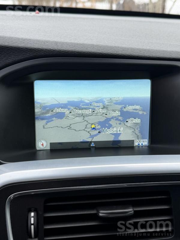 Melns Volvo V60 2015 Rīga, ar dzinēja tilpumu 2.00 L un nobraukumu 323 tūkst. km par 5900 €, foto 8 vietnē AUTOMOTO.COM.LV