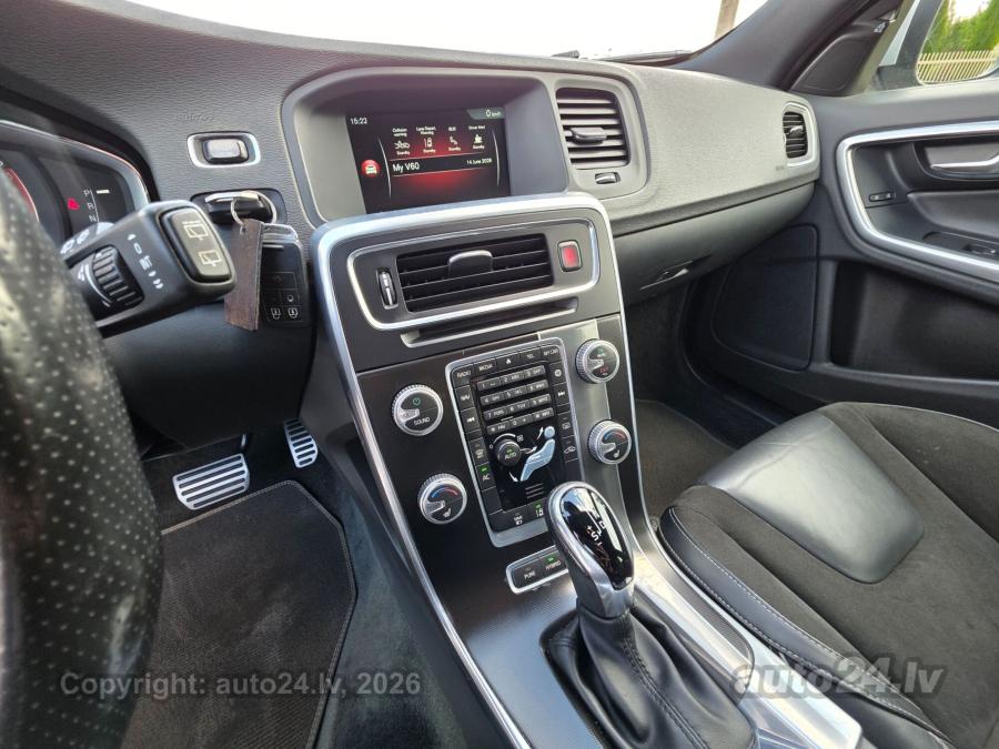 Черный Вольво B60 2015 в Пайде, объемом двигателя 2.40 л и пробегом 292 тыс. км за 10290 €, фото 21 на AUTOMOTO.COM.LV