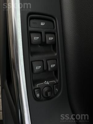 Melns Volvo V60 2015 Talsi, ar dzinēja tilpumu 1.60 L un nobraukumu 113 tūkst. km par 8700 €, foto 19 vietnē AUTOMOTO.COM.LV